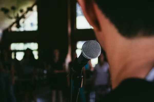 Raise Your Voice: 10 Vocal Techniques For Powerful Public Speaking ...